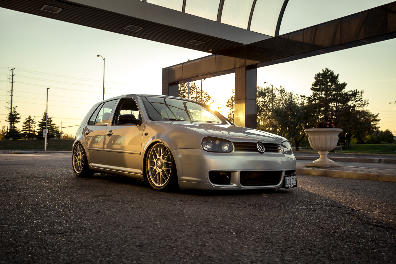 03′ Golf – GTA Rides | Car Photography